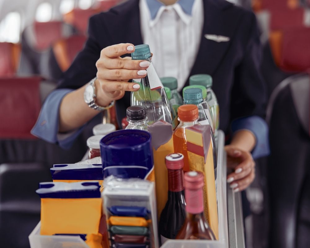 Stewardess Calls 911 After Seeing 7-Year-Old's Mysterious Hand Signals ...