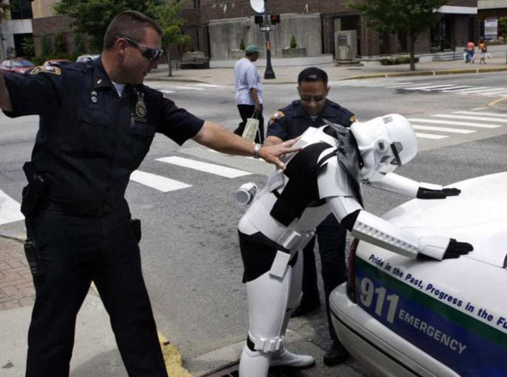 Ces photos de police hilarantes vous montreront le côté le plus léger ...
